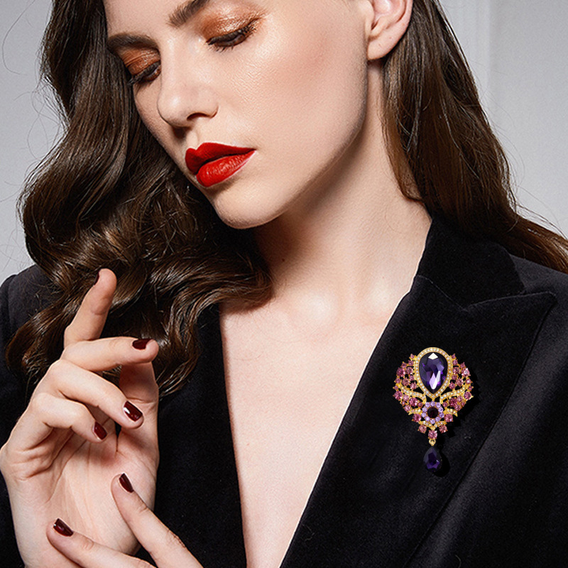 Cross-border European American Classic Exaggerated Crystal Brooch Women ...