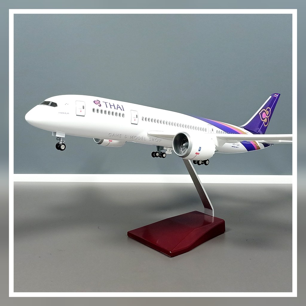 Boeing 787 Thai Airways Plane Model Length 43cm Scale 1:130 (With Light ...
