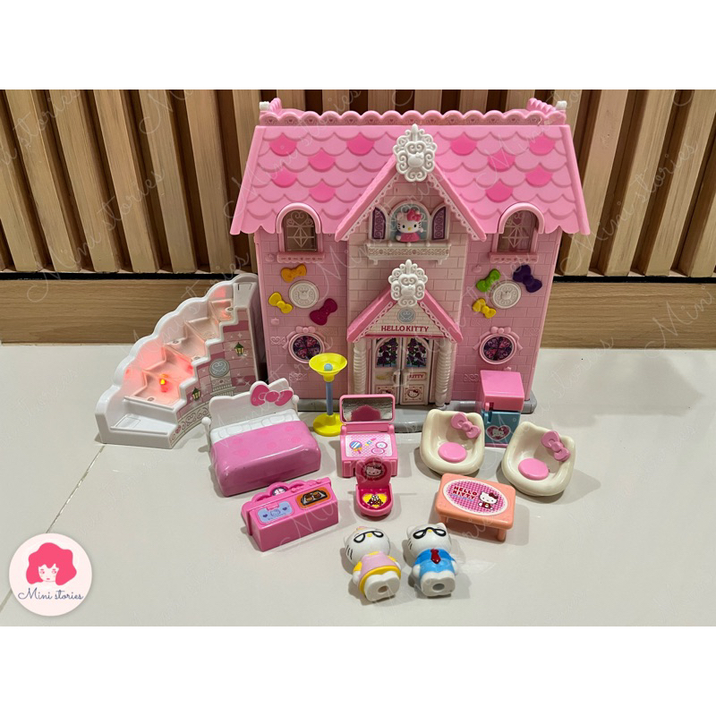 Kitty Dollhouse Pump Sanrio House With Lights Change Color 2nd Hand ...