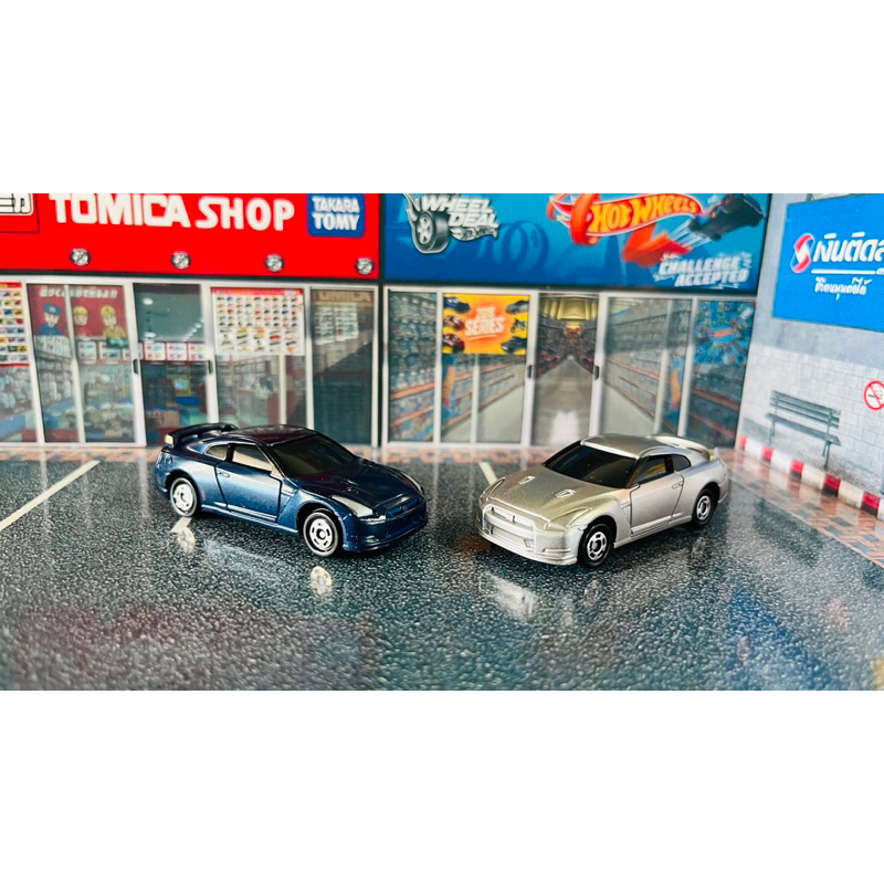 MODEL 1/62 TOMICA : NISSAN GTR R35 (TCD) | Shopee Philippines