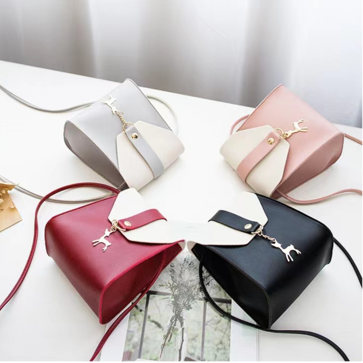 Korean Women's Fashion Little Deer Love Front Bag Style B16 | Shopee ...