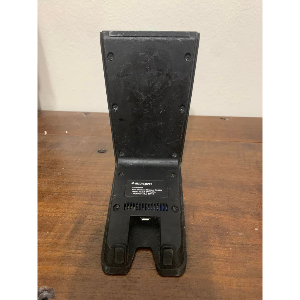 F-03 SPIGEN Wireless Charger F303W Fast Normal Use Defects Marks As In ...