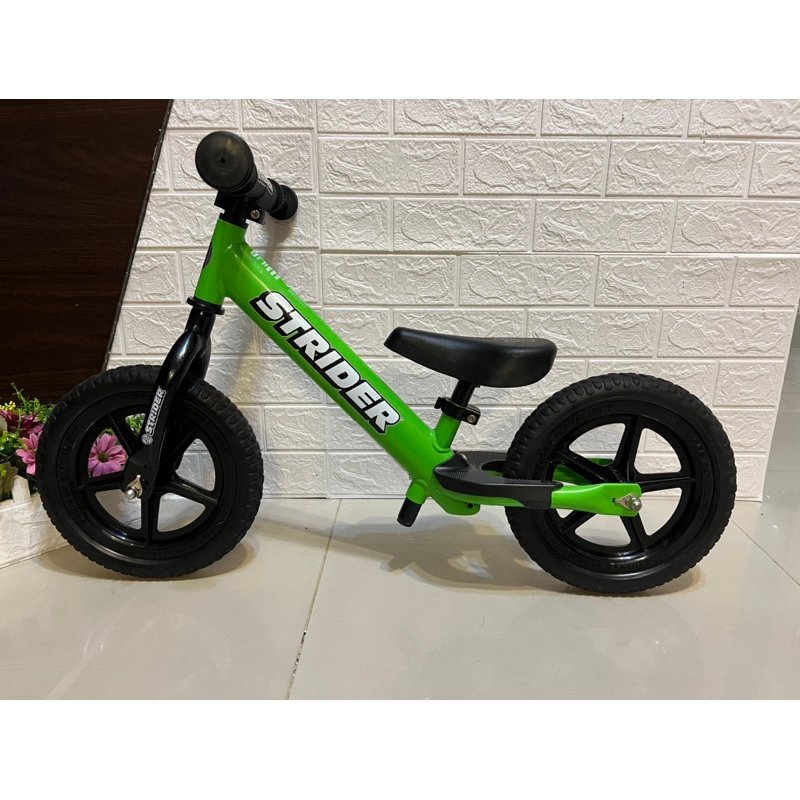 Strider Balance Bike Very Beautiful Condition (Choose Color In Chat ...