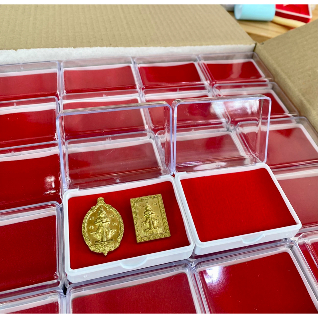 30-Piece Monk Box 2 Red Velvet Size 5x7x2 Cm. Add Wealth 2 Monks ...