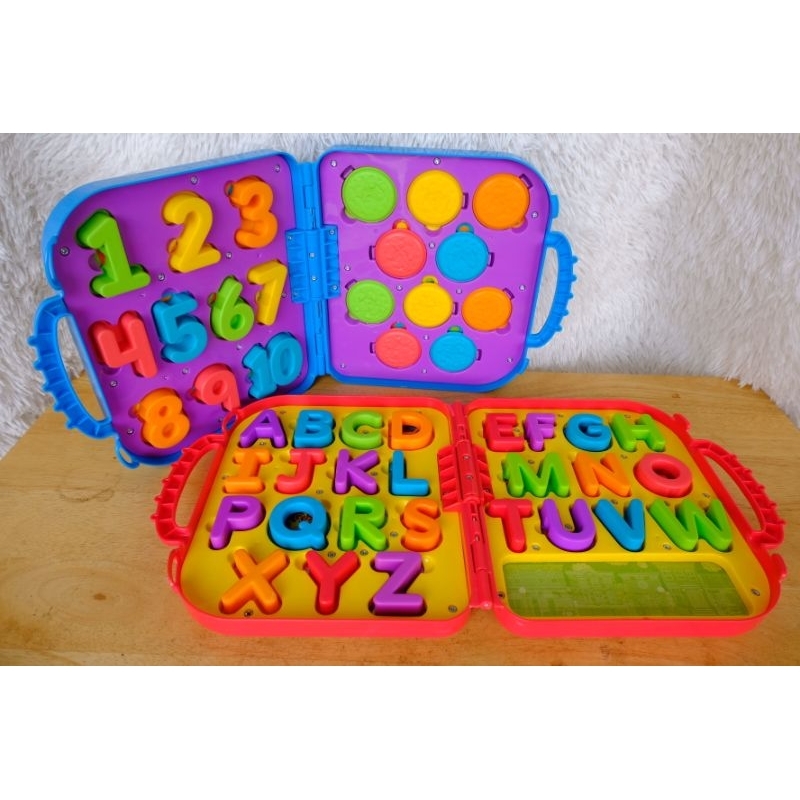 Playskool Sesame Street Elmo's On the Go Letters Book Teaching Kit ...