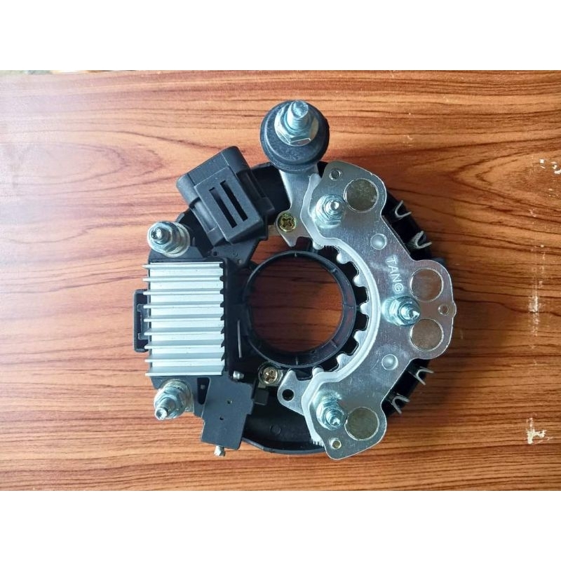 Diode Panel With Side Cutout Of NKR/NPR 24 Volts 1 PIN Plug (Direct ...