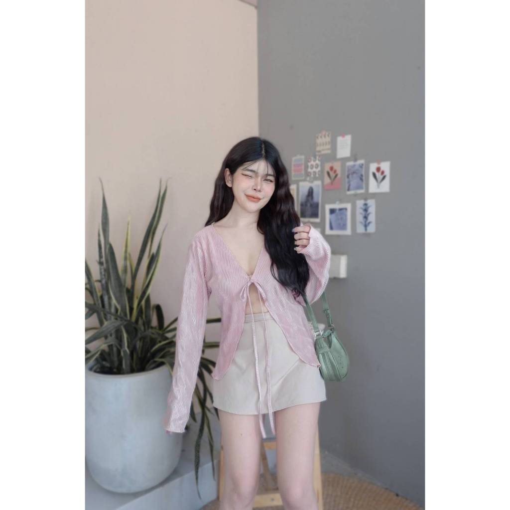 Sh24-2 Pieces Cloak In Shiny Wave Texture. With A Bow Tie Rope | Shopee ...