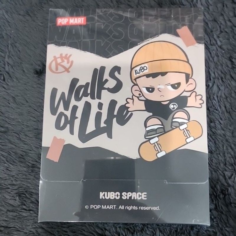 Popmart Kubo space walks of life passport protection clip | Shopee ...