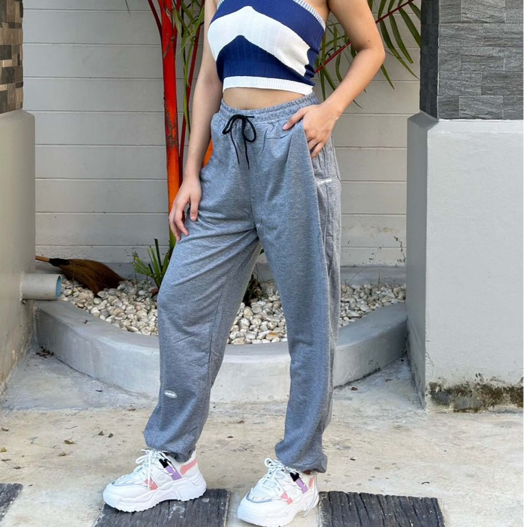 Quick Delivery Straight-Leg Tracksuit Pants Wide-Legged Legs Can Be ...
