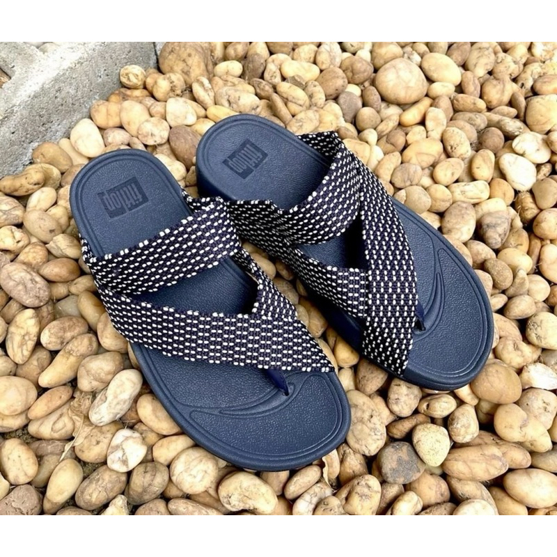 New fitflop Sling Shoes Beautiful Model Can Be Worn By Both Women And ...