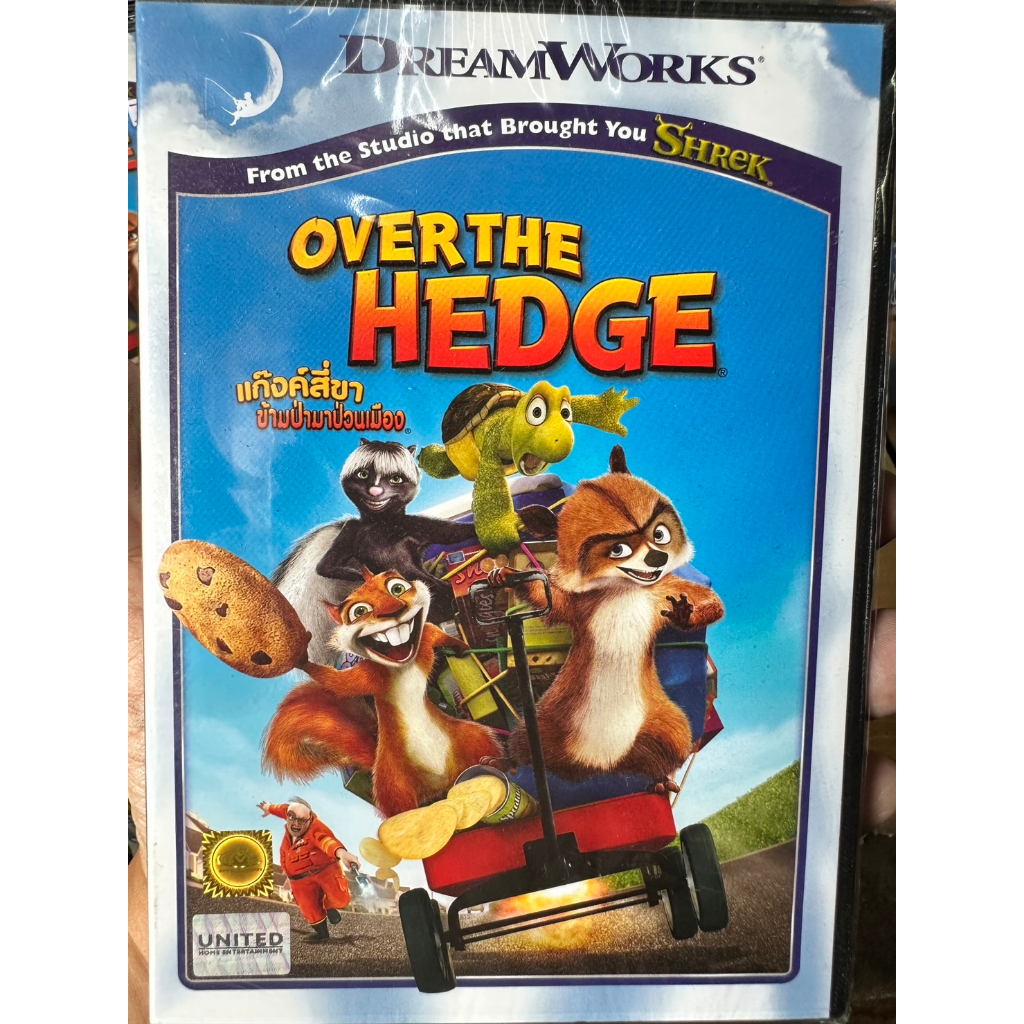 DVD: Over the Hedge (2006) A Four-Legged Gang Across the Forest Of ...