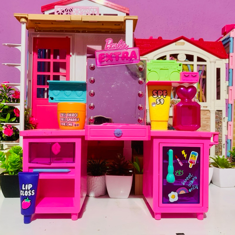 Second-Hand Barbie Extra Dressing Table Can Open The Lights The Drawers ...