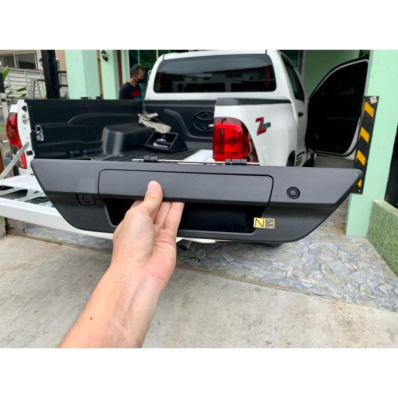 Revo Rocco Pickup Truck Tailgate Handle With Camera Hole And Key ...