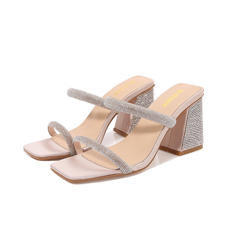 3 Inch High Heels Wearing A Diamond Strap Open Front Soft Code 2205-20 ...