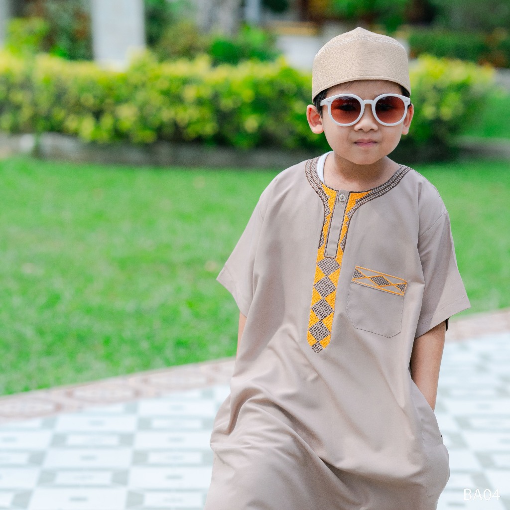 Boy's Short-Sleeved Top Set Islamic Dress Boy Well Embroidered ...