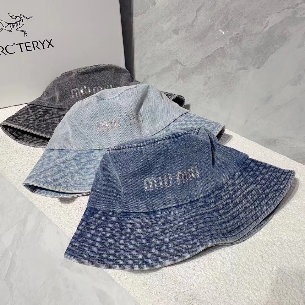 Bucket Hat Label Work Can Be Worn Anywhere Go Wear It Sunscreen Well ...