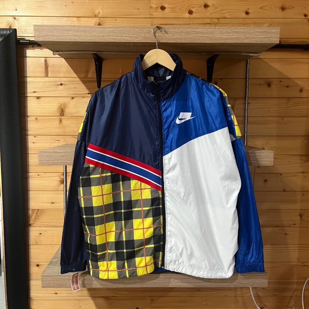 NIKE Sportswear Woven Checked Jacket | Shopee Philippines