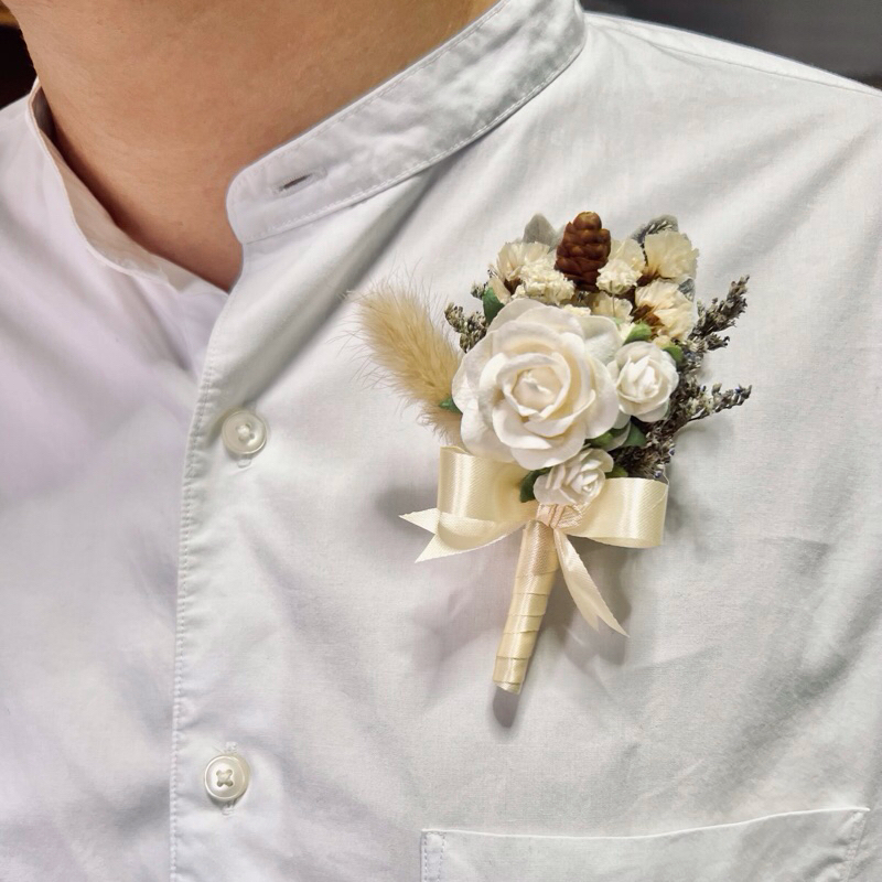 Flower Brooch On The Shirt Chest Pin Minimalist Elegant Auspicious ...