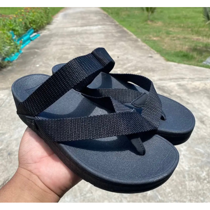 New fitflop Sling Shoes Beautiful Model Can Be Worn By Both Women And ...