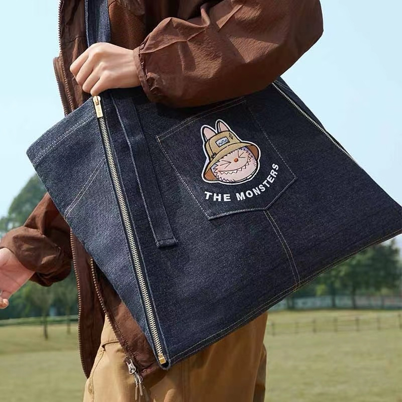 LABUBU THE MONSTERS Prompt Delivery Bag Apron Jeans Spring WILD Model ...