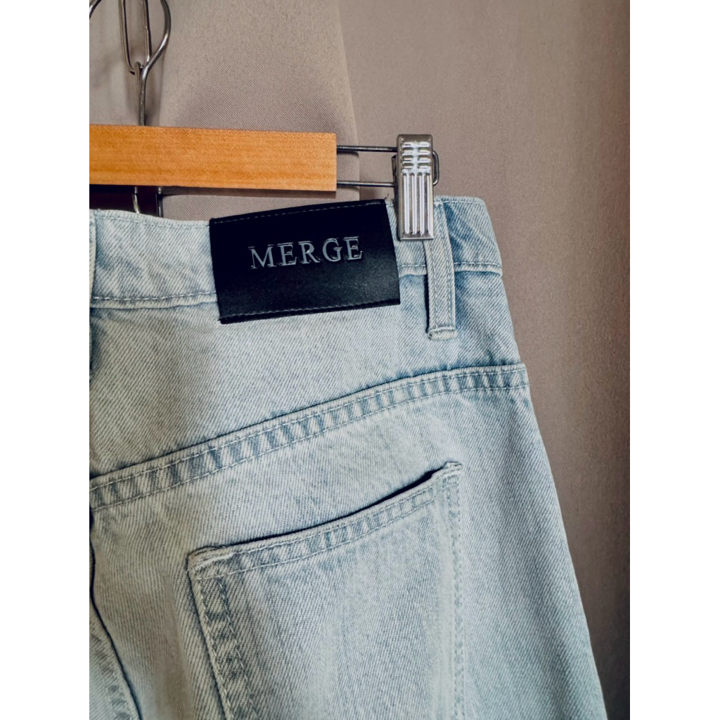 Merge Jeans In Signature Edition Size L | Shopee Philippines