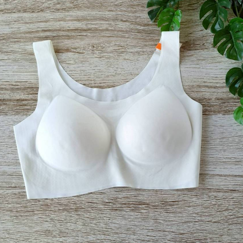 Wacoal Slip-On Style WH9Y01 A Popular Pullover Bra That Makes Your ...