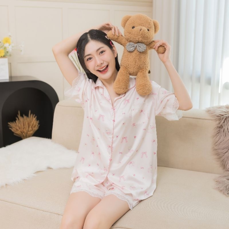 Lavender Soft Silk Satin Pajamas Set With Bow Bear Pattern | Shopee ...