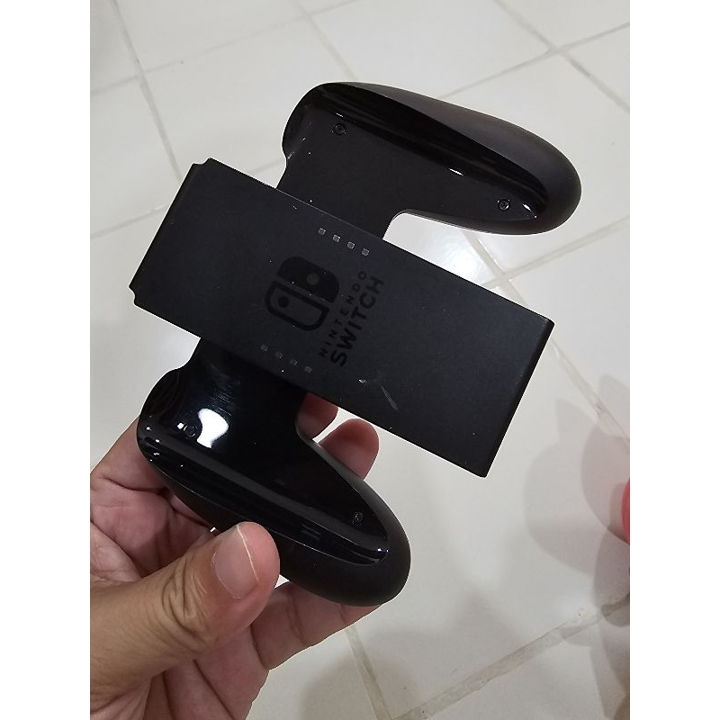 grip Authentic nintendo switch 2nd Hand Normal Use | Shopee Philippines