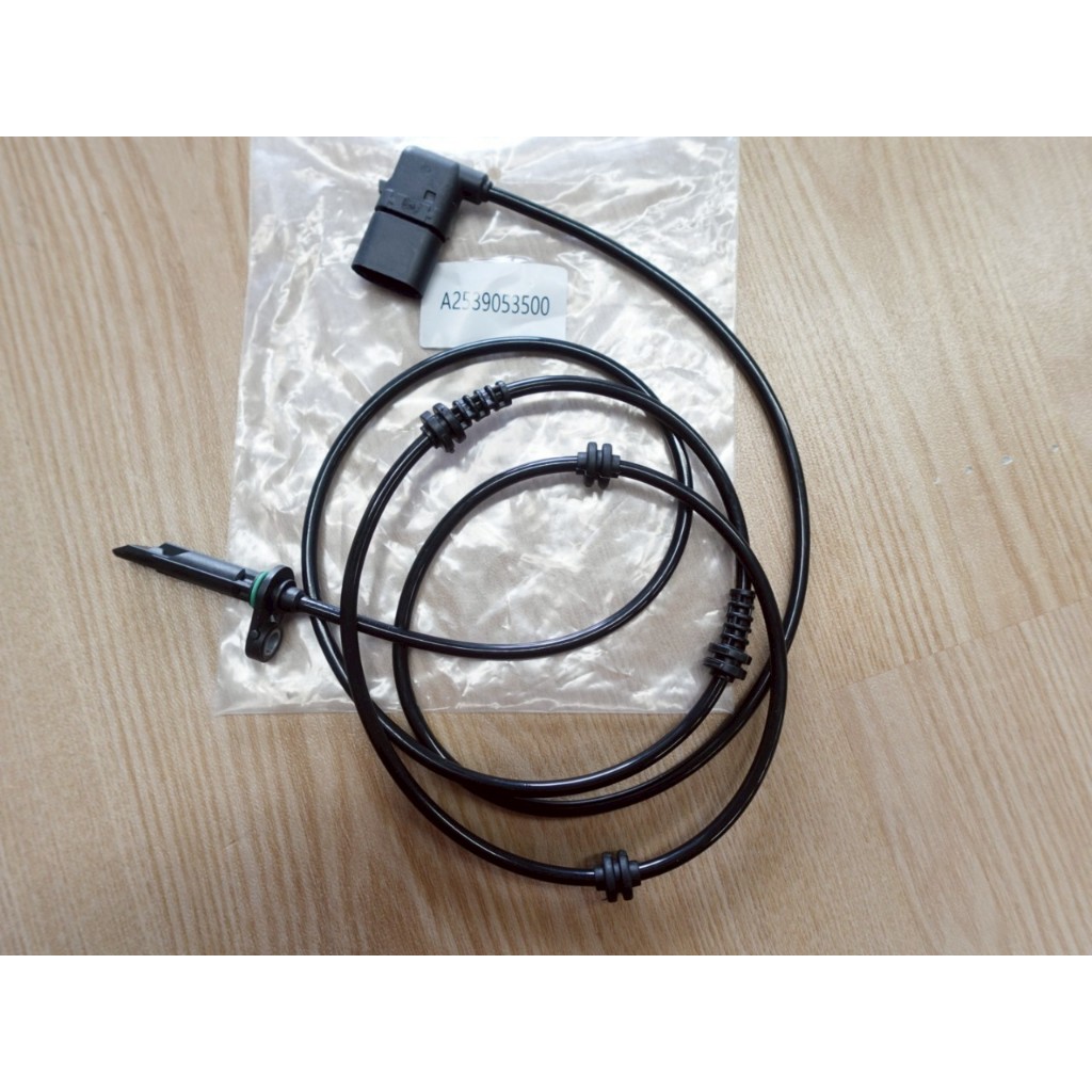 ABS Sensor (ABS Wheel Speed Sensor) Mercedes-Benz GLC X253 GLC220d ...