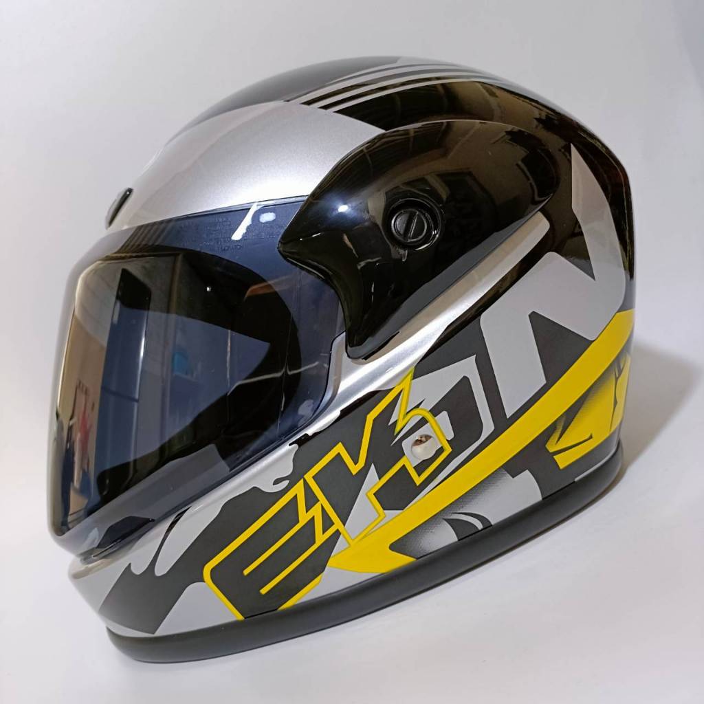 INDEX Full-Face Helmet Model 411 The Shape Looks Sleek Beautiful Modern ...