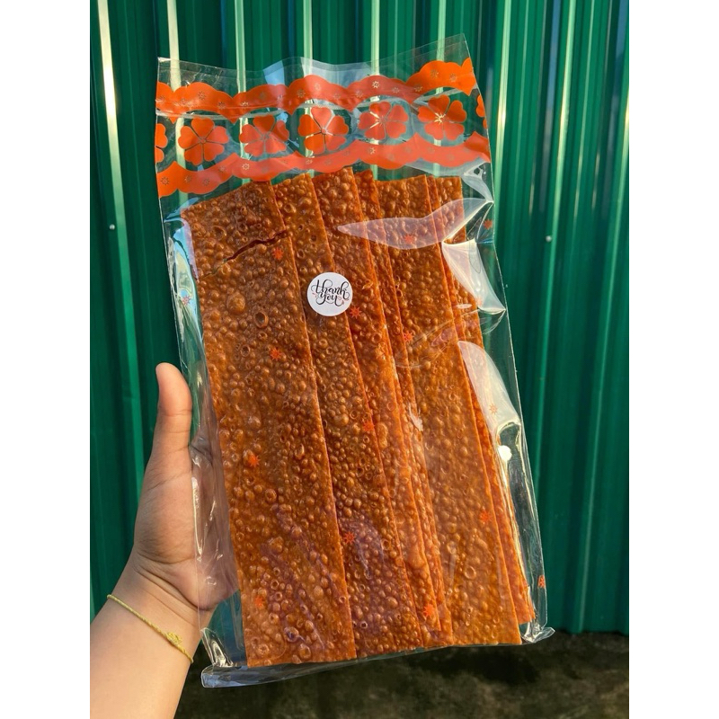 Taro Crispy Thin Fish Snack Coated With Three Flavors Sauce | Shopee ...