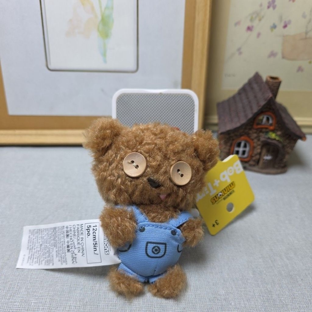 miniso minions x Keychain Pop + Tim Putting On Pants 12cm | Shopee ...