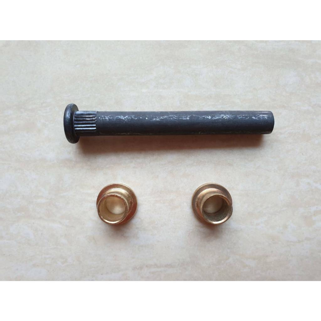 Door Latch + Brass Bushing ISUZU TFR 4JA1 D-MAX Set | Shopee Philippines