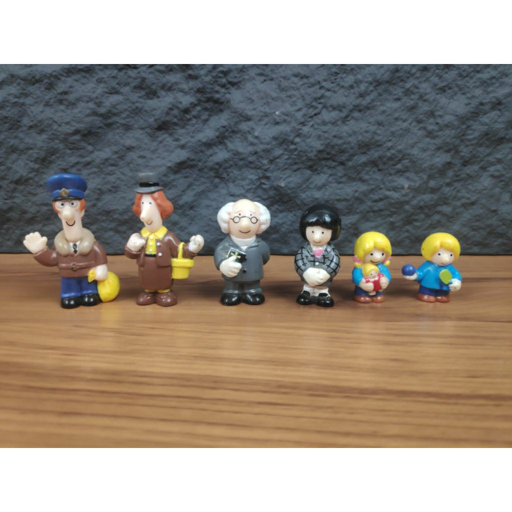 Model postman pat Fun Post There Is A Pump An Old Work From The 90s. If ...