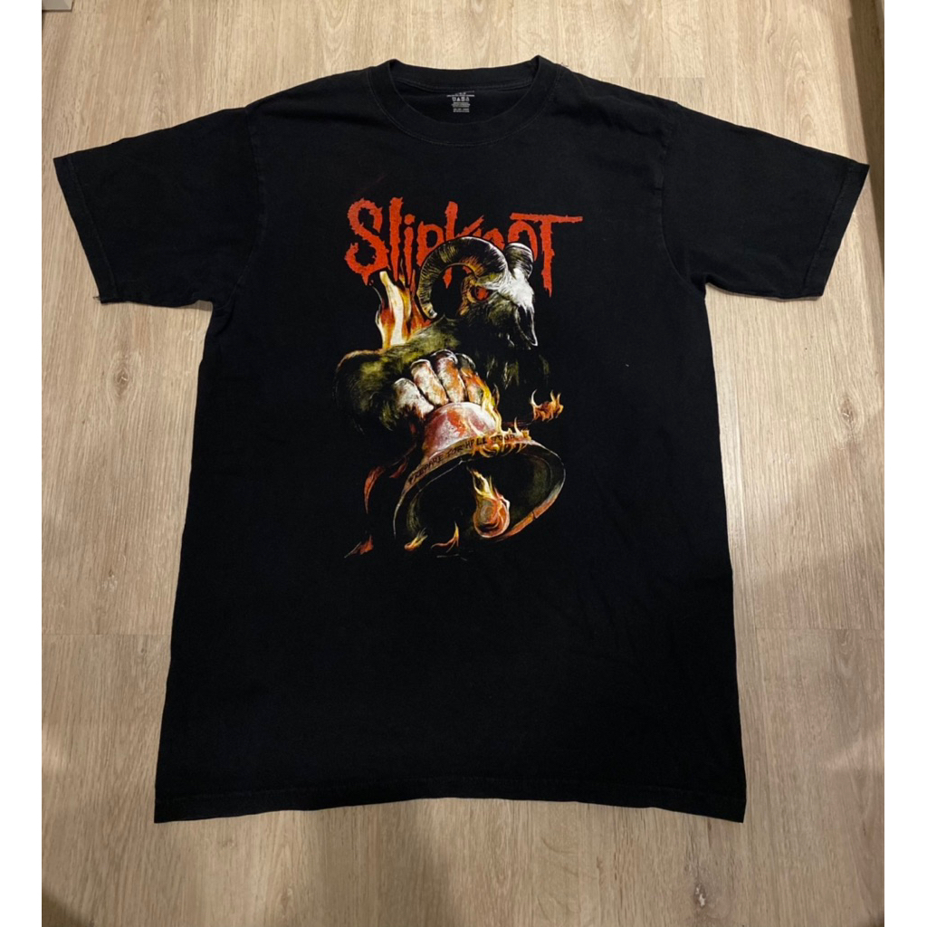 Slipknot (tag: KIRKLAND) Size: Chest 42-44 Inches Length 230 Defect ...