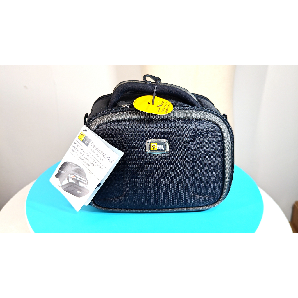 Case Logic: Small Camera Bag Hard Waterproof Professional Type Impact ...