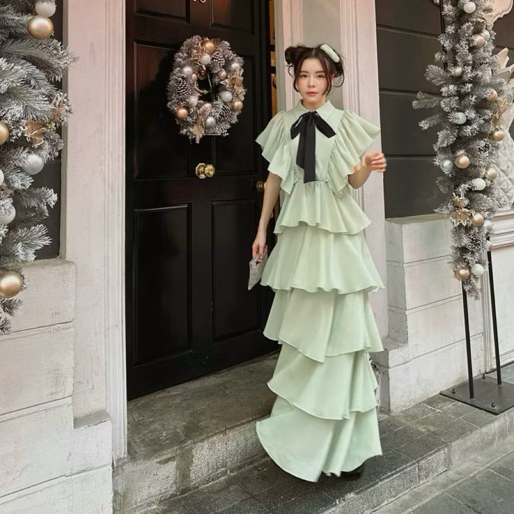 Flat 2112: Light Green Long Dress Model🪽Second Hand Sz.S | Shopee ...