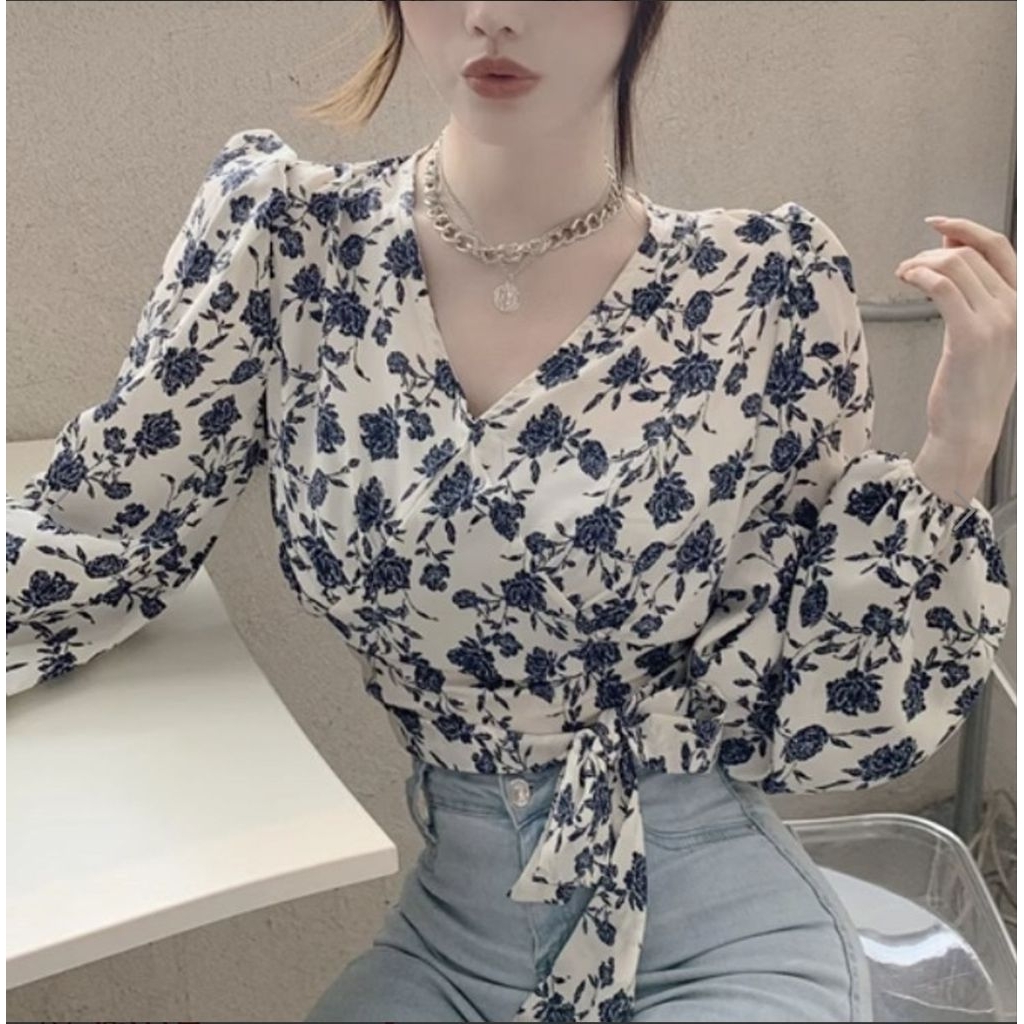 V-Neck Crop Top With Chic Waist Stripes | Shopee Philippines
