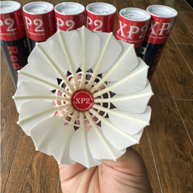 (New Arrival) XP2 Badminton Shuttlecock Selected Grade Can Be Used For ...