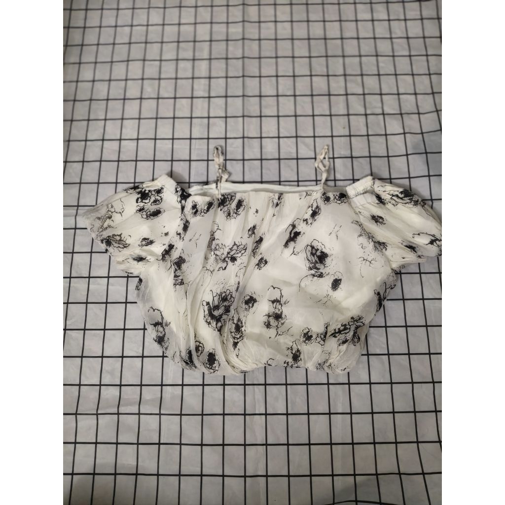 Crop Top Spaghetti Strap Chiffon Fabric Beautiful And Puffy Shape ...