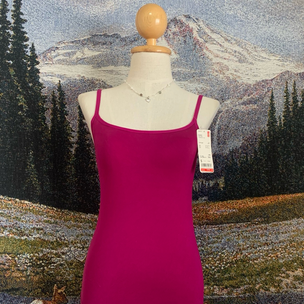 [Secondhand] Purple Spaghetti Strap TOP With Foam Pads Uniqlo AIRism ...