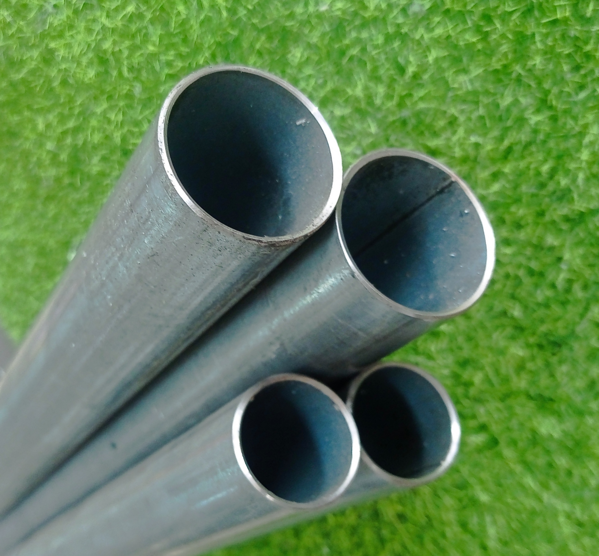Galvanized Steel Pipe Real Measuring Size OD: 87 Mm. ID:83 Mil. 2 Mm ...