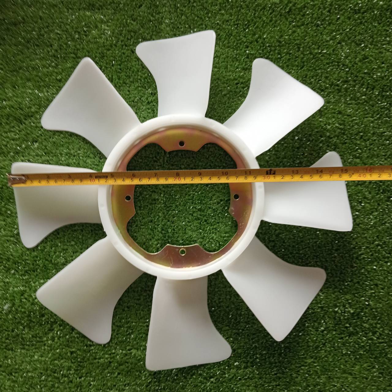 Nissan Big m Fan Blade Big-m BDI Size 8 Blades Elephant Brand Can Fit Both Red Lid And White ...