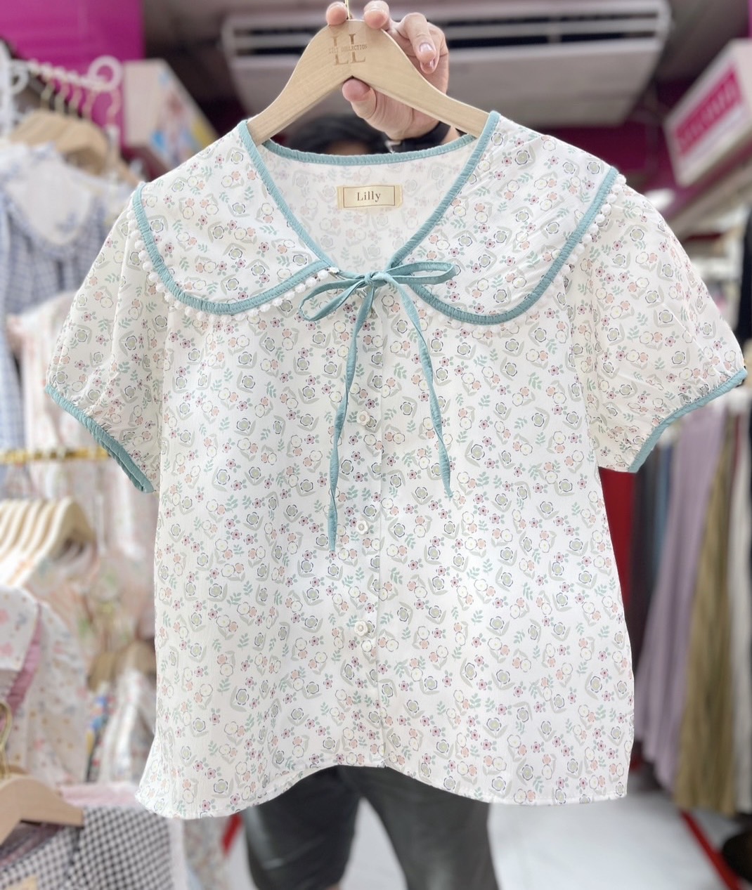 Lilly Label Lace Short Sleeves Chest 42 Inches Length 22 Inches ...