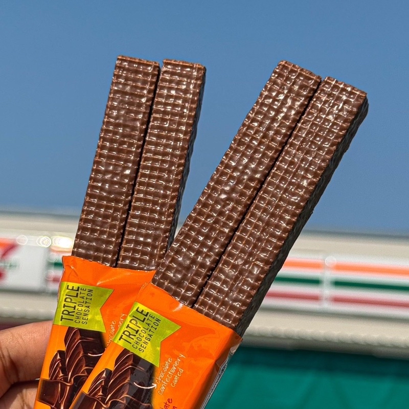 [1 Box 12 Sachets] Superstar Twin Chocolate Cream Wafer 36 Grams 12 ...