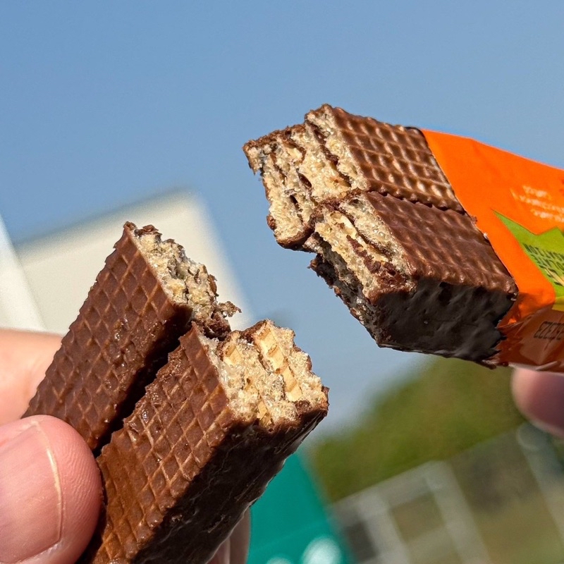 [1 Box 12 Sachets] Superstar Twin Chocolate Cream Wafer 36 Grams 12 ...