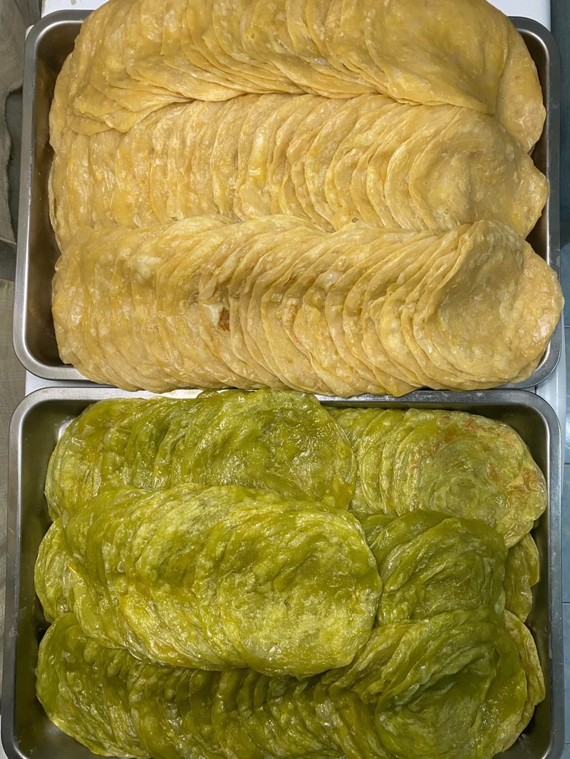 Instant Roti Pandan Leaves Flavor Easy To Fry Warm Soft Delicious Long ...