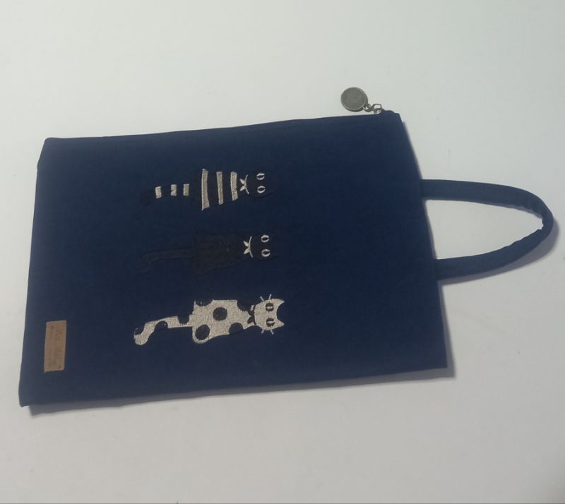 Rolly Rollang Navy Color Nylon Bag Made in Korea Embroidered Cat ...