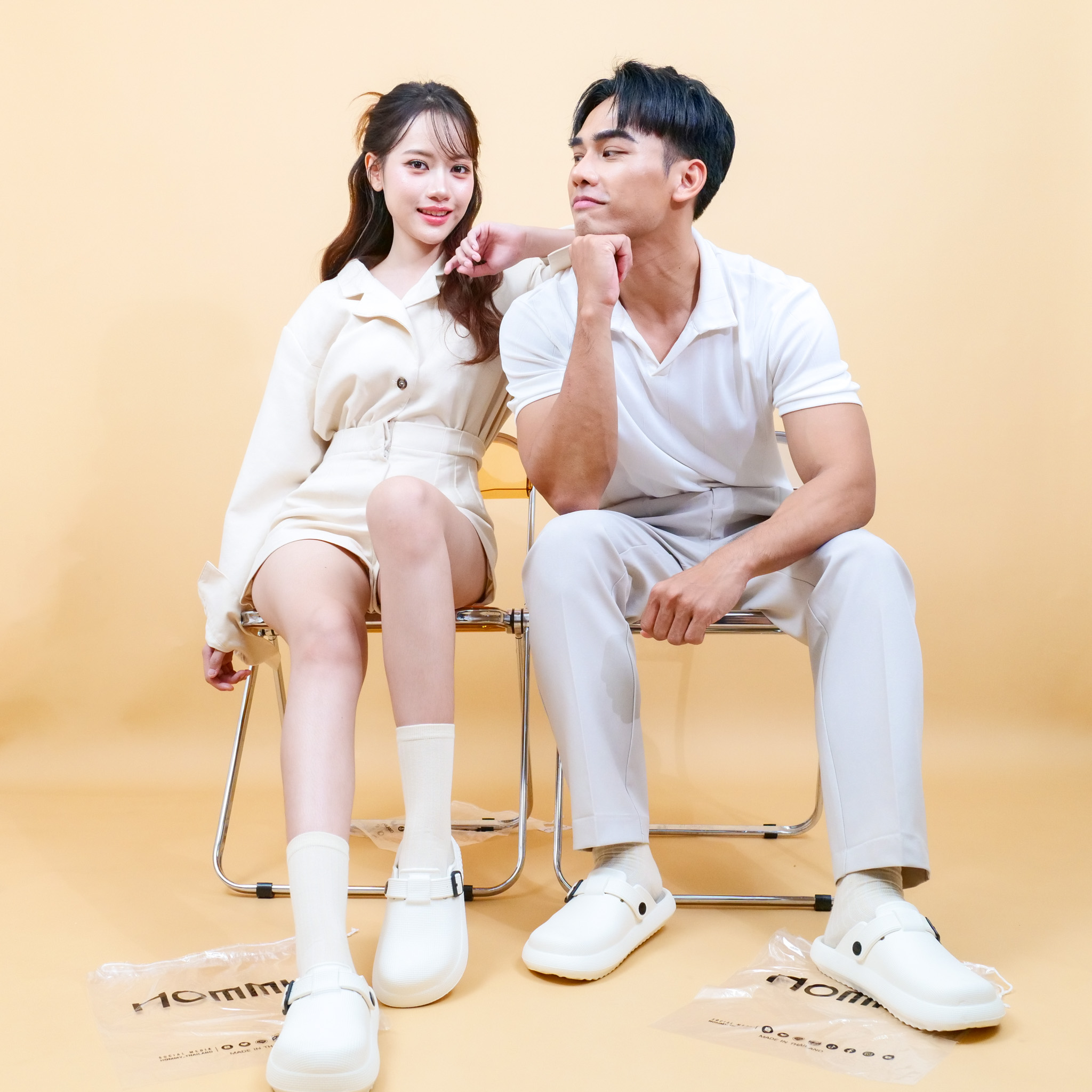 MAGNET Sandals (Men-Women) Non-Slip Big Toe Men's Soft Sole Comfortable ...