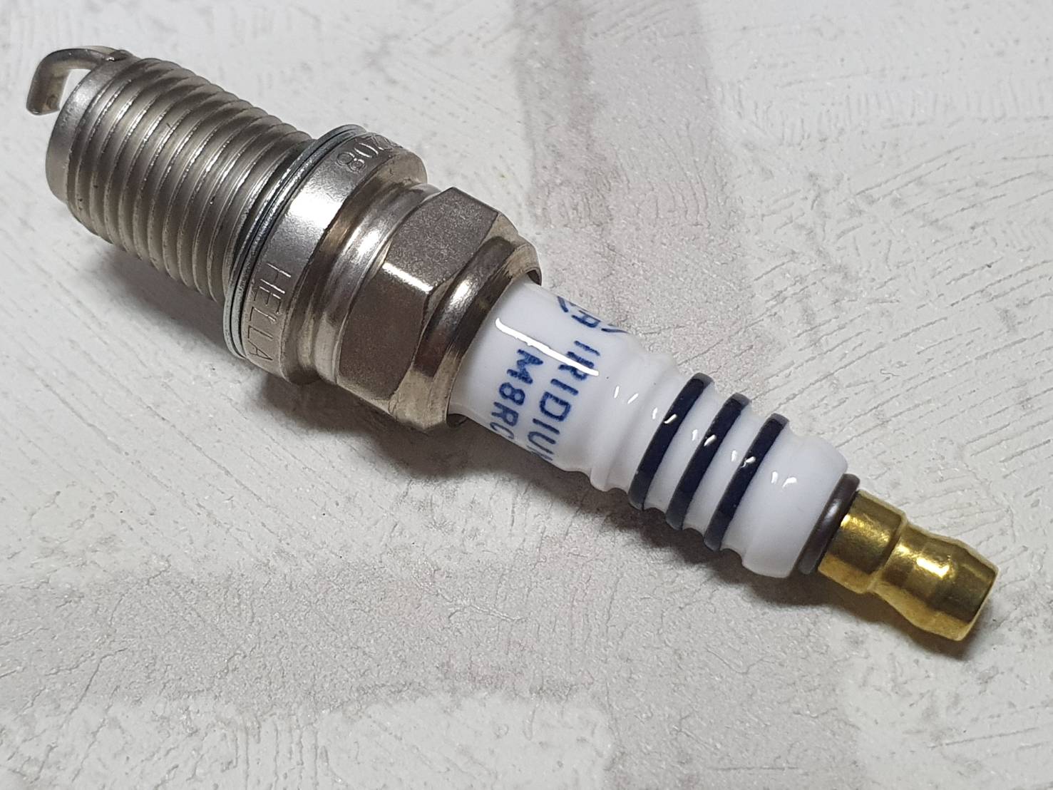 Spark Plug Nissan Presea R10 R11 Set Of 4 Head Type Needle Iridium Use ...